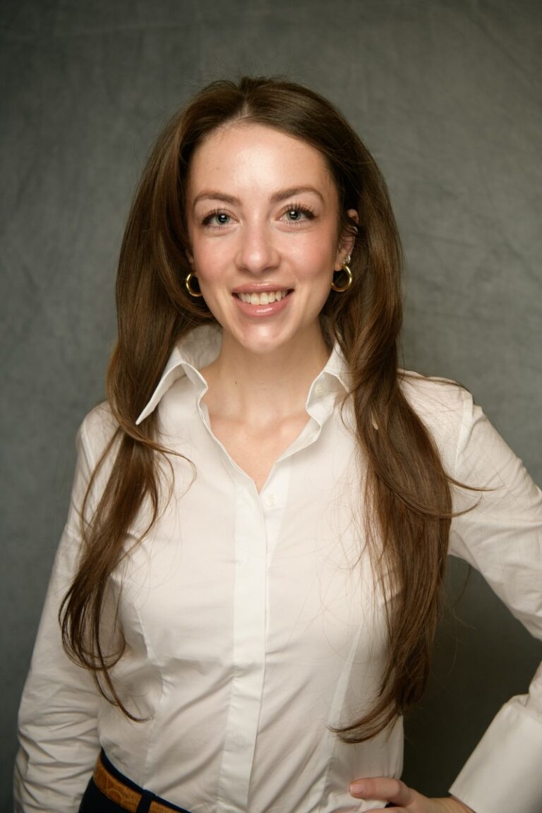 Periodontist NYC | Ariana Maiberg, DDS - Periodontist in NYC of ...
